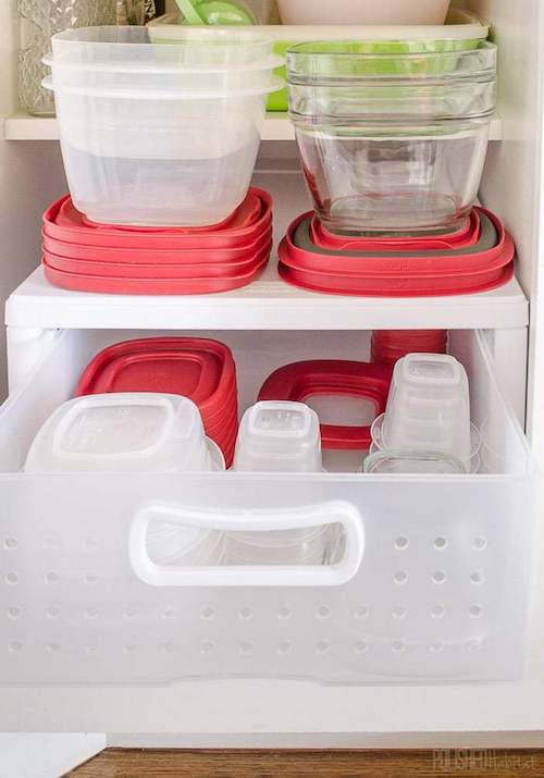 12 Idées Incroyables de Rangement Pour Vos Tupperware.