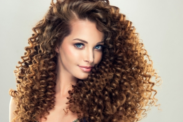 Cheveux Frisés Ou Bouclés Quelle Est La Différence