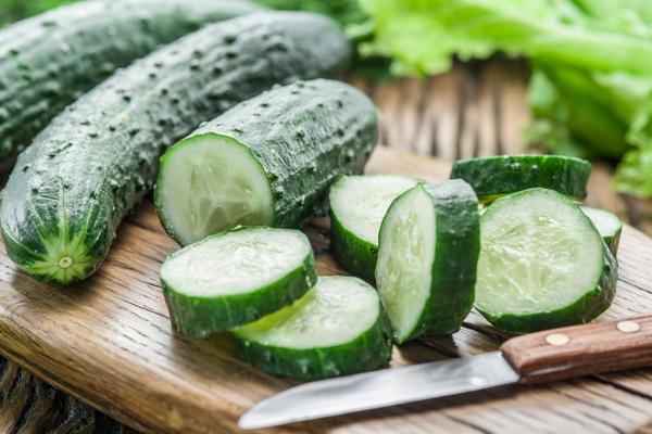 Les 20 Aliments Les Plus Riches en Eau (à Manger Quand Il Fait Chaud).