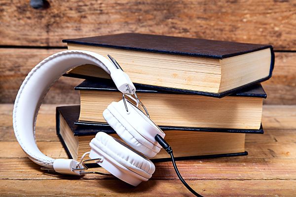 9 Sites Pour Écouter des Livres Audio Gratuitement.
