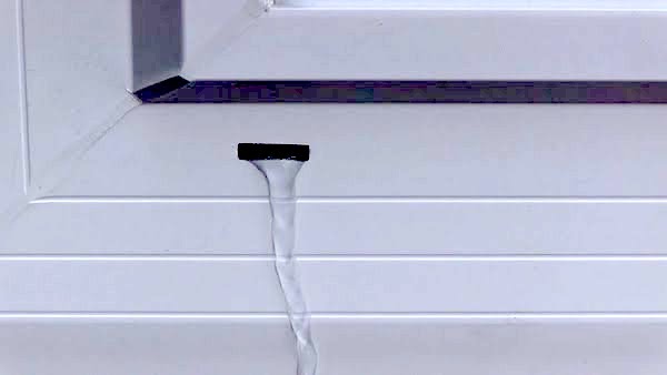 A Quoi Servent les Trous dans les Fenêtres PVC