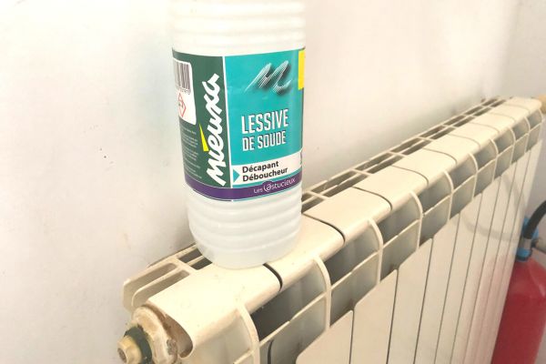 Lessive de Soude : 12 Utilisations Pratiques Pour la Maison.