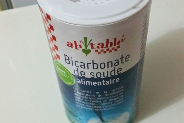 Quelle est la Différence entre le Bicarbonate de Soude Alimentaire et Ménager