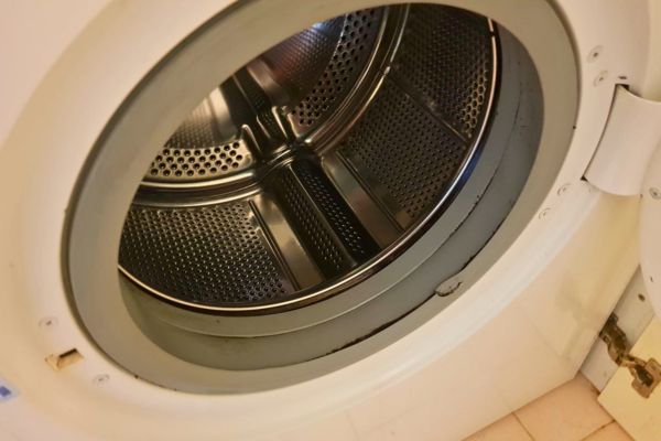 Linge Qui Sent Mauvais : 13 Astuces pour Éliminer les Odeurs.