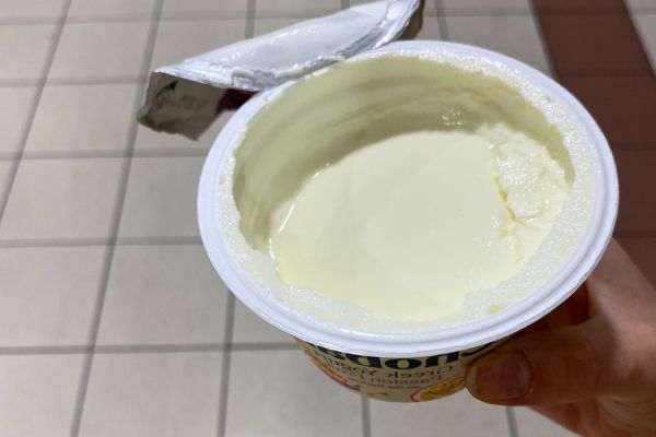 Puis-je Manger un Yaourt Périmé depuis plus d'un Mois Sans Risque