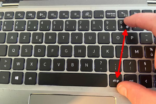 Voici Comment Taper Arobase (@) sur son Clavier Facilement.