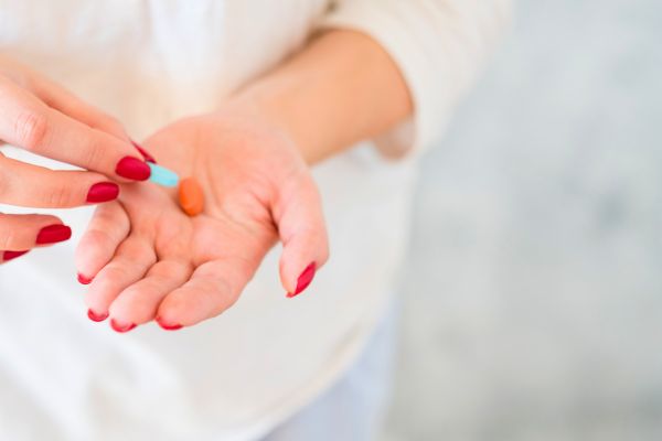 Que Signifie des Boutons Rouges Sur le Bras