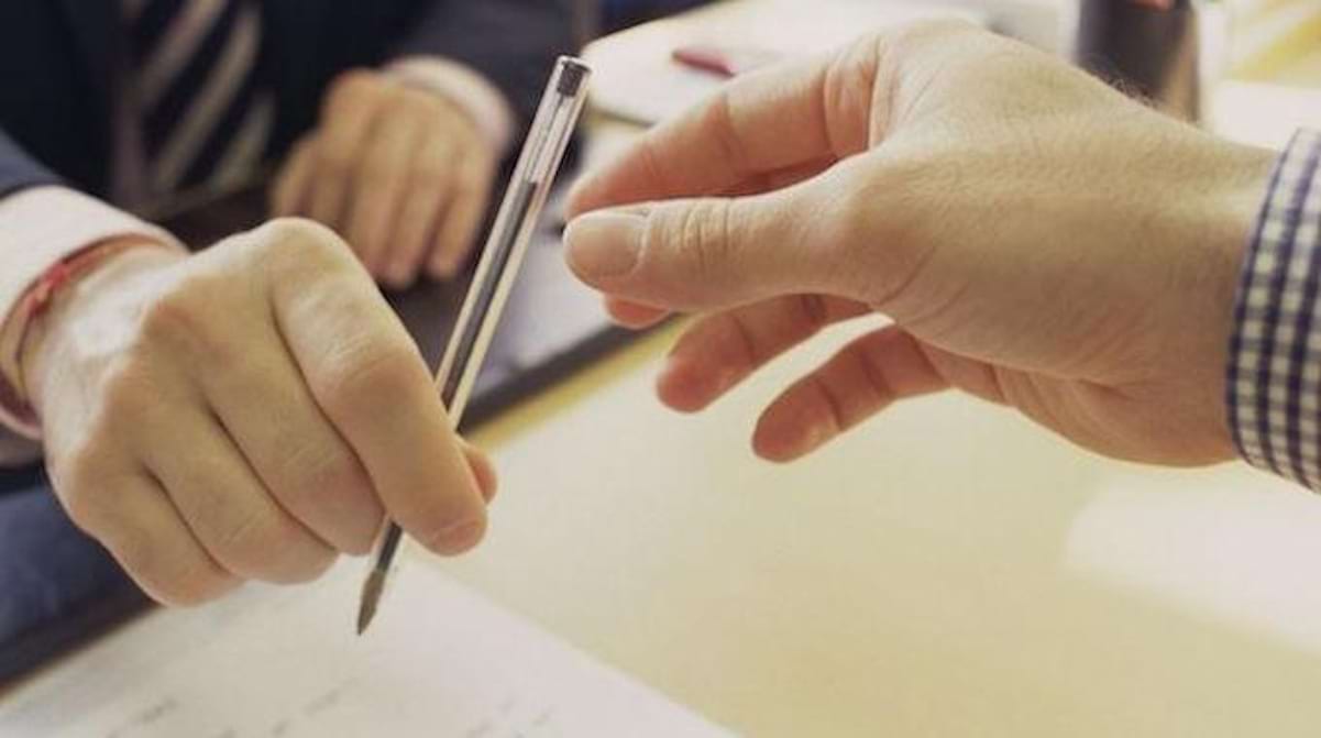 Marre De Prêter des Stylos Que l'On Ne Vous Rend Jamais ? Essayez Cette ...